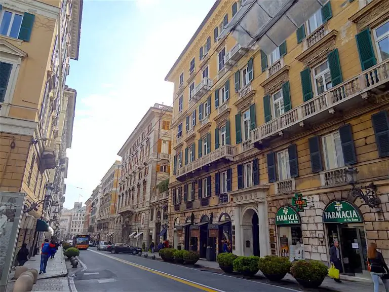 Que visiter, voir et faire à Gênes en 1,2,3 jours ? - La souris globe ...