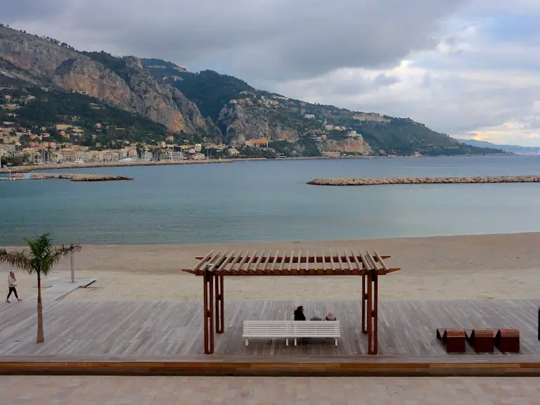 Que visiter, que faire à Menton : lieux et activités - La souris globe ...