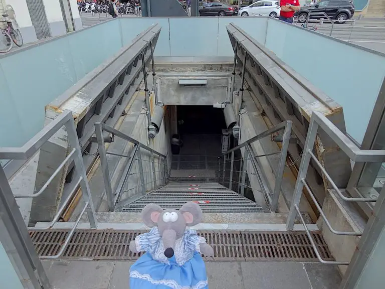 Balade dans le Vieux Nice : itinéraire de visite et photos - La souris ...