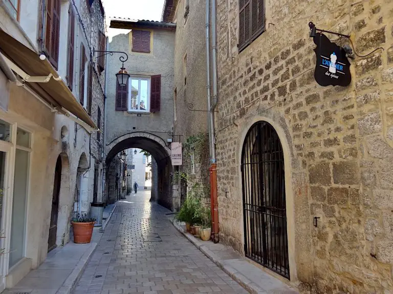 Que visiter, que faire à Vence - La souris globe-trotteuse