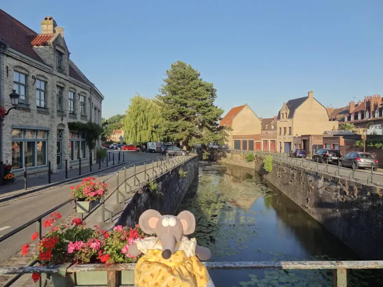 Que visiter, que faire à Bergues dans le Nord : bienvenue chez les Ch ...