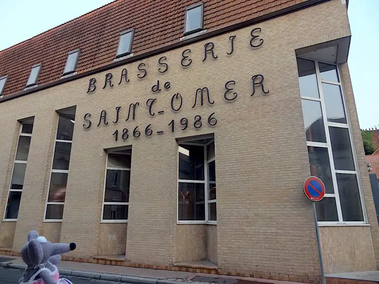 Que visiter, que faire à Saint-Omer et ses environs - La souris globe ...