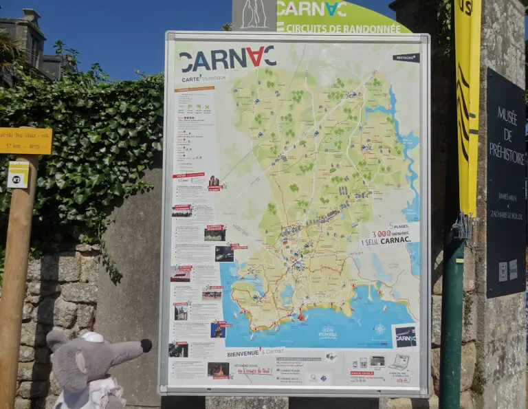 Que visiter, que faire à Carnac et ses alignements - La souris globe ...