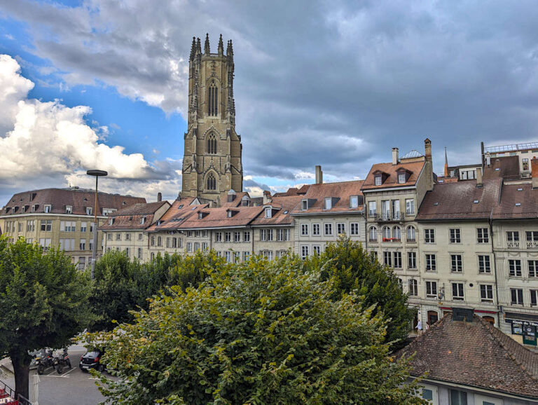 Que visiter, que faire à Fribourg en Suisse - La souris globe-trotteuse