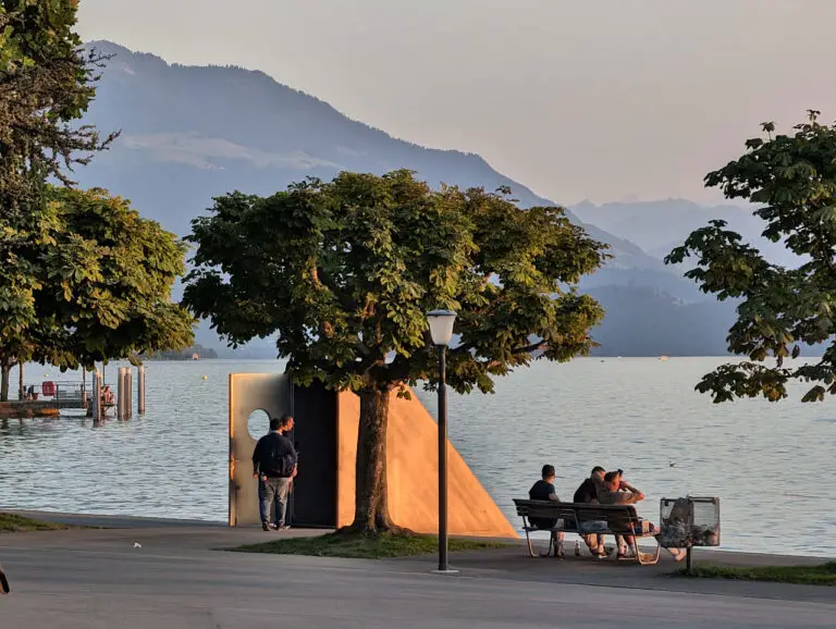 Que visiter, que faire à Zoug en Suisse - La souris globe-trotteuse