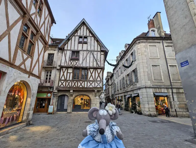 Que visiter, que faire à Dijon en 1 jour ou 2 jours - La souris globe ...